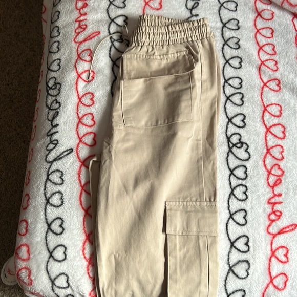 Boohoo | Pants | Elastic Waist Slim Multi Pocket Popper Cargo | Poshmark